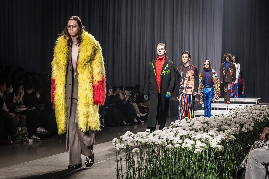 Japan’s largest fashion week “Rakuten Fashion Week Tokyo 2023”. Floral ...