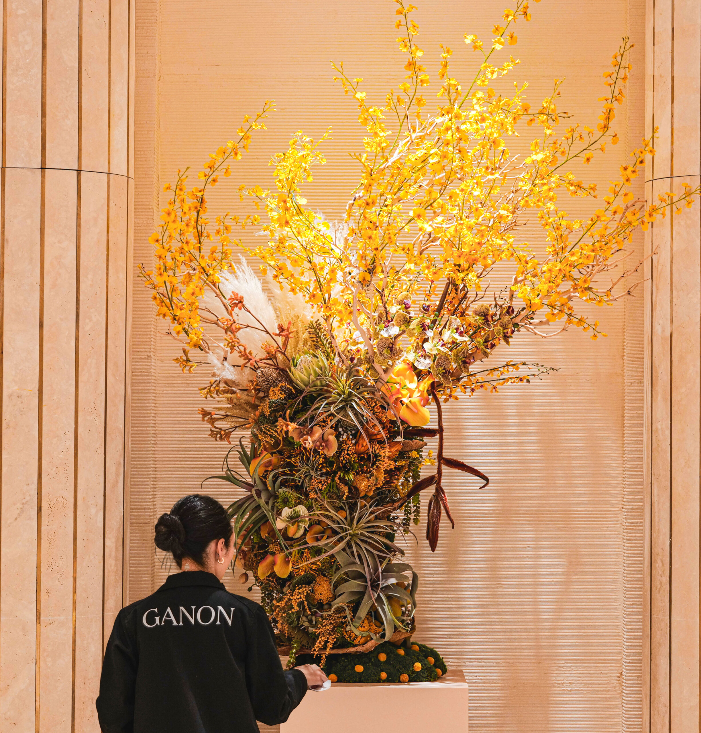 Floral art for BVLGARI’s new location in California by Hikaru Seino ...
